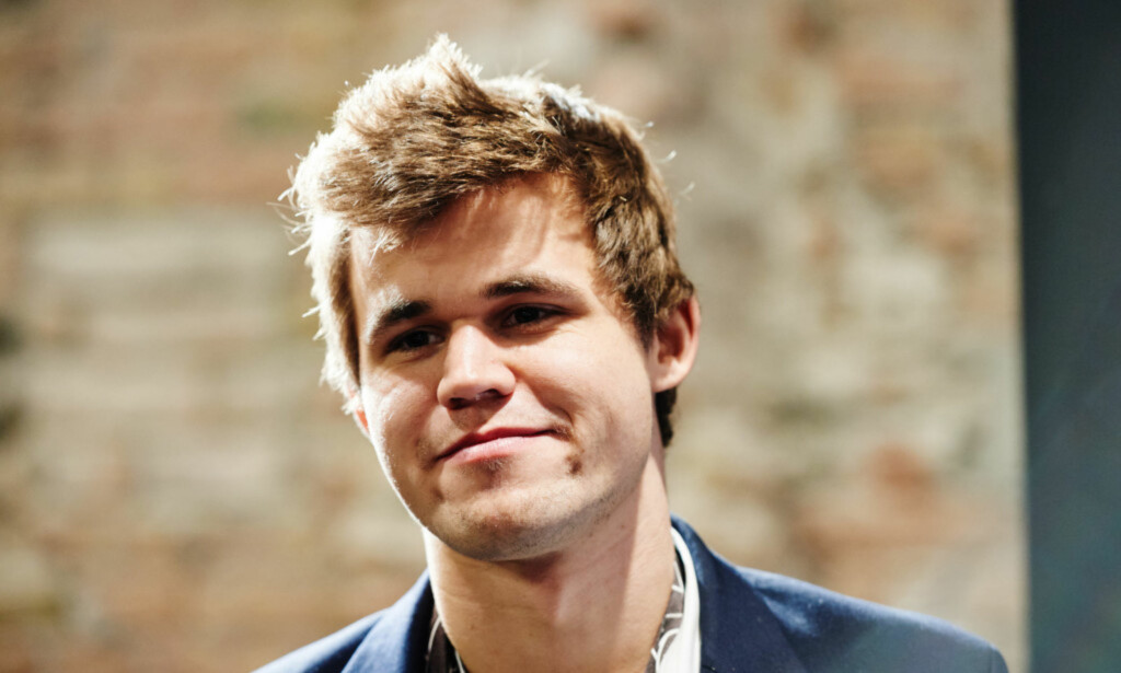 Magnus Carlsen og kjæreste: - Magnus Carlsen viser seg sammen med ...