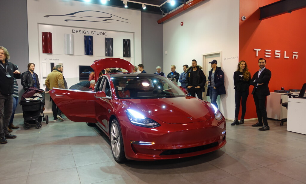 Tesla Model 3 pris i Norge - Endelig kommer Tesla Model 3, og den blir ...
